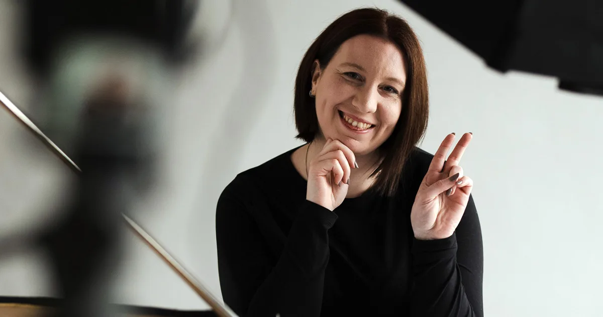 How to Choose A Wedding Photographer | Find the 'Click'